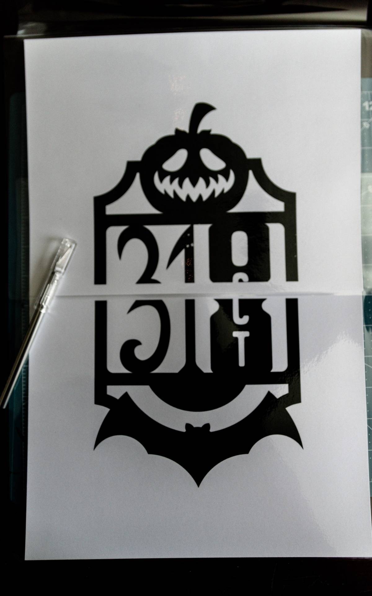 DIY Halloween Porch Sign — Capturing Wonderland
