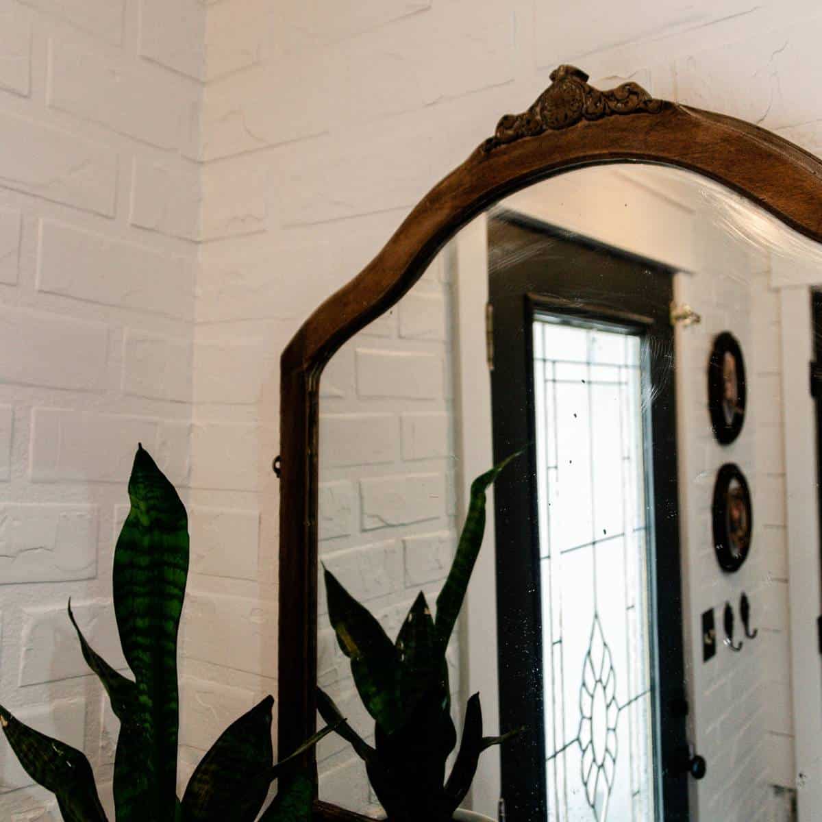 Easy Inexpensive Vintage Mirror a Makeover — Capturing Wonderland