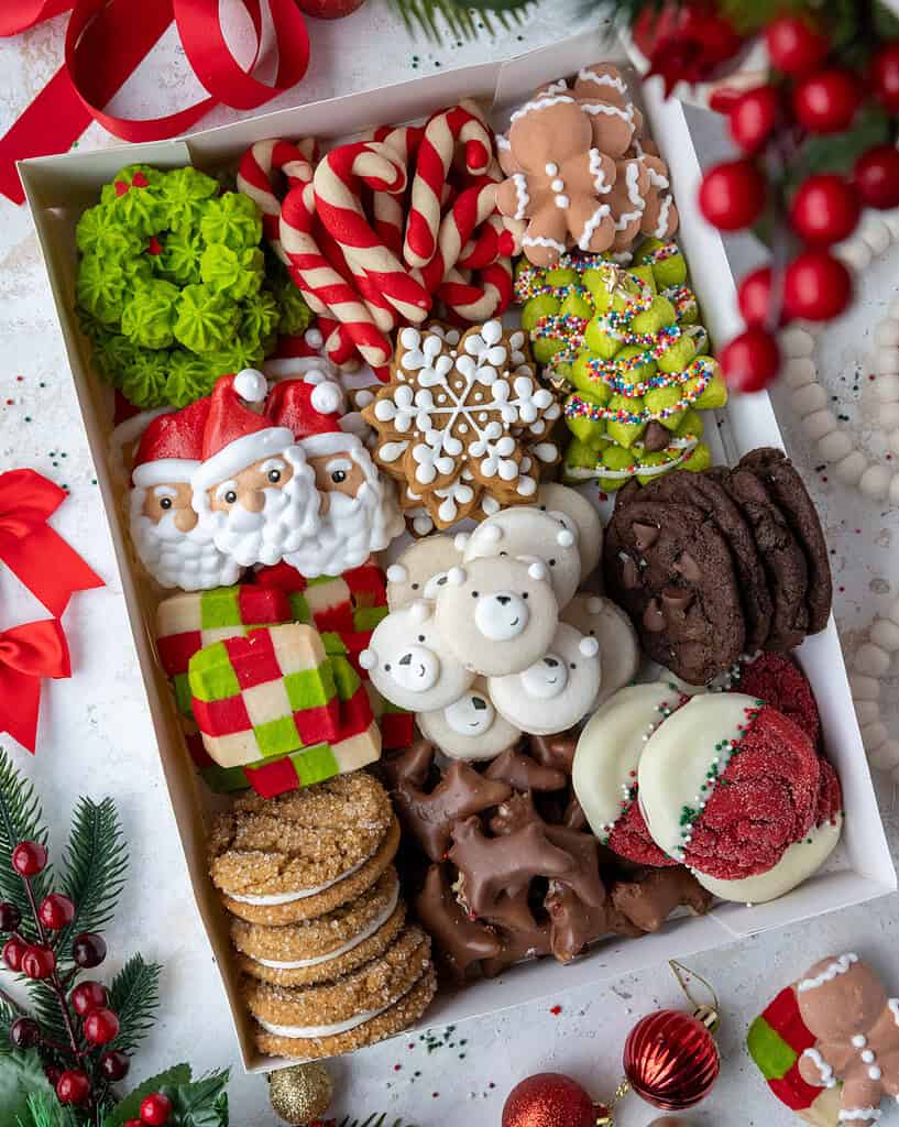 2025 Christmas Cookie Box - Chelsweets
