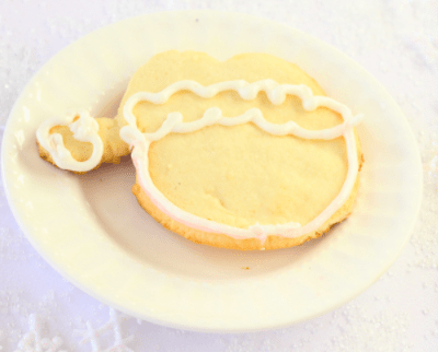 Bring Classic Disney to Your Home with these "it's a small world" Cookies