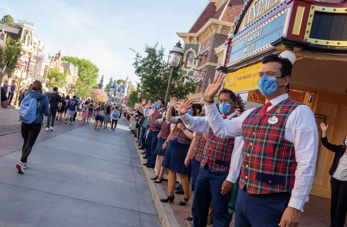 Guests Are Already Skeptical of Disney’s Brand New Virtual Assistant