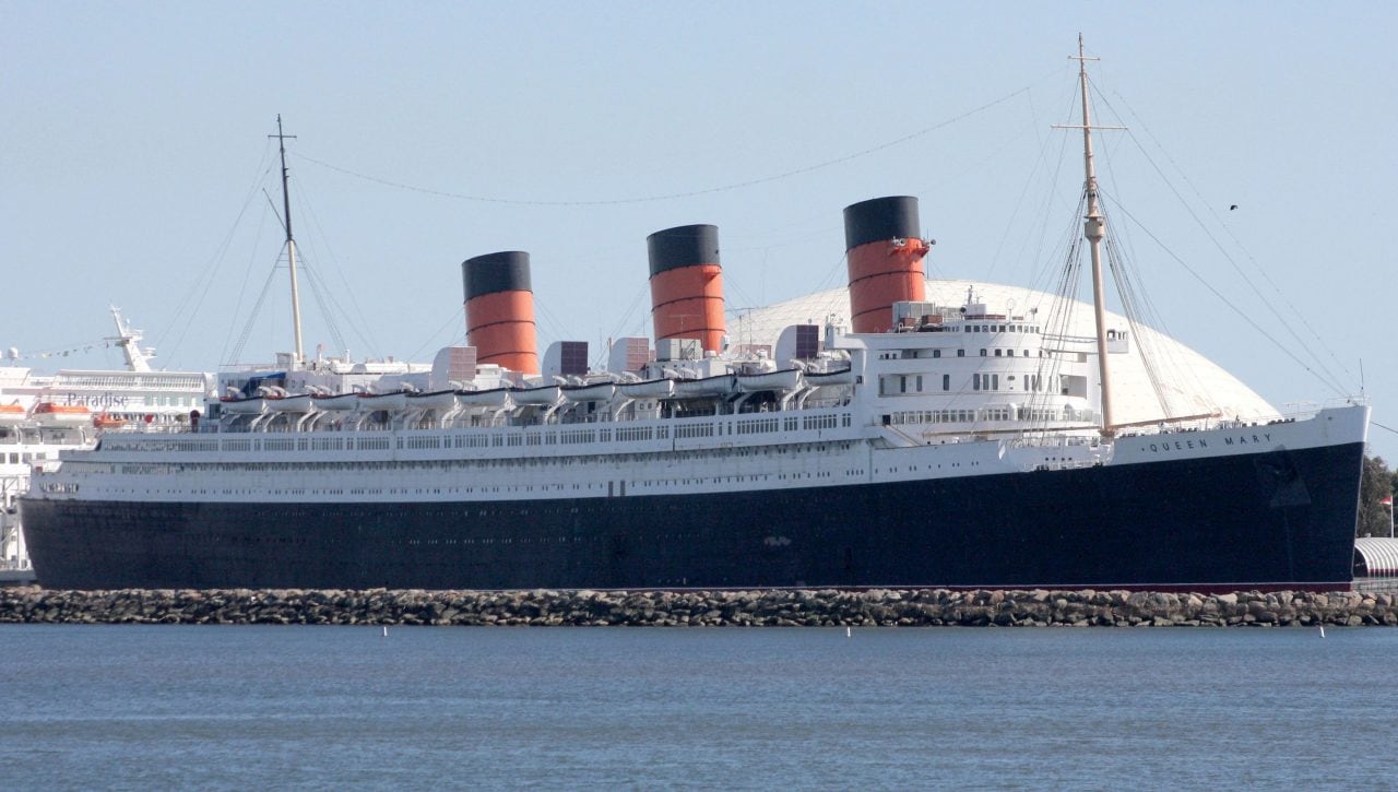 queen mary sinking