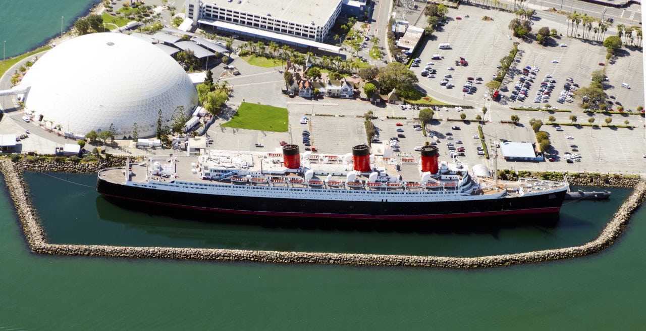queen mary inside pool