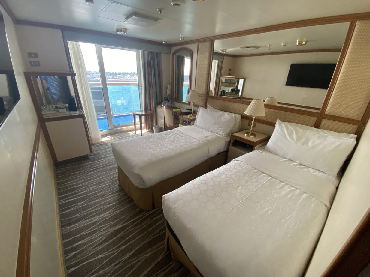 What we Loved and Hated About Our Emerald Princess Cabins - Cabins To Avoid (Real Photos) - Emma ...