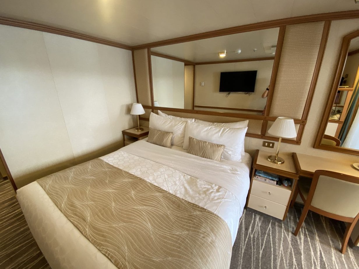 inside emerald princess