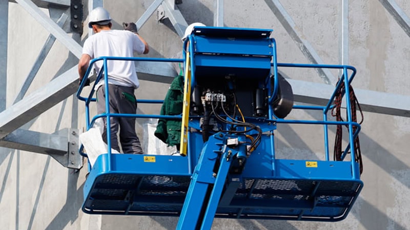 Aerial Work Platforms: Common Types of AWPs - Everstar