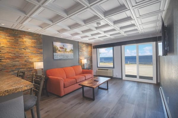 Hotel Case Study: A Luxurious Transformation | Building Design ...