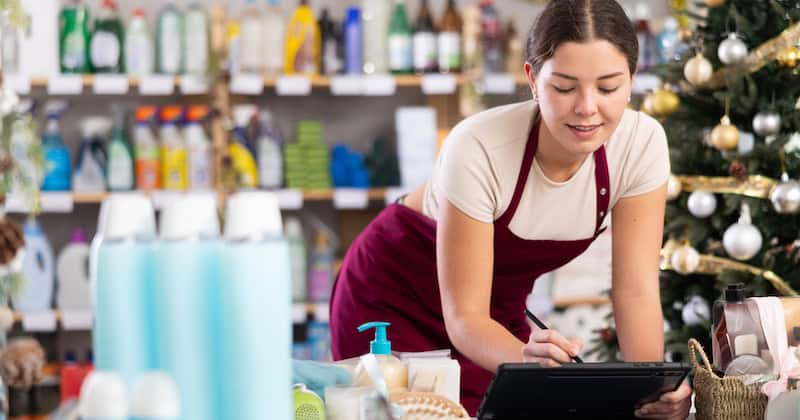 Workplace Violence: Are Retail Employees Too Scared To Work? | Workplace Safety ...