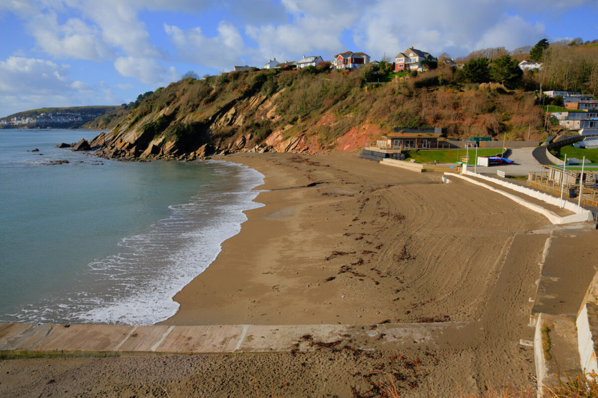 Millendreath Beach, Looe Guide | Key Info & Local Tips