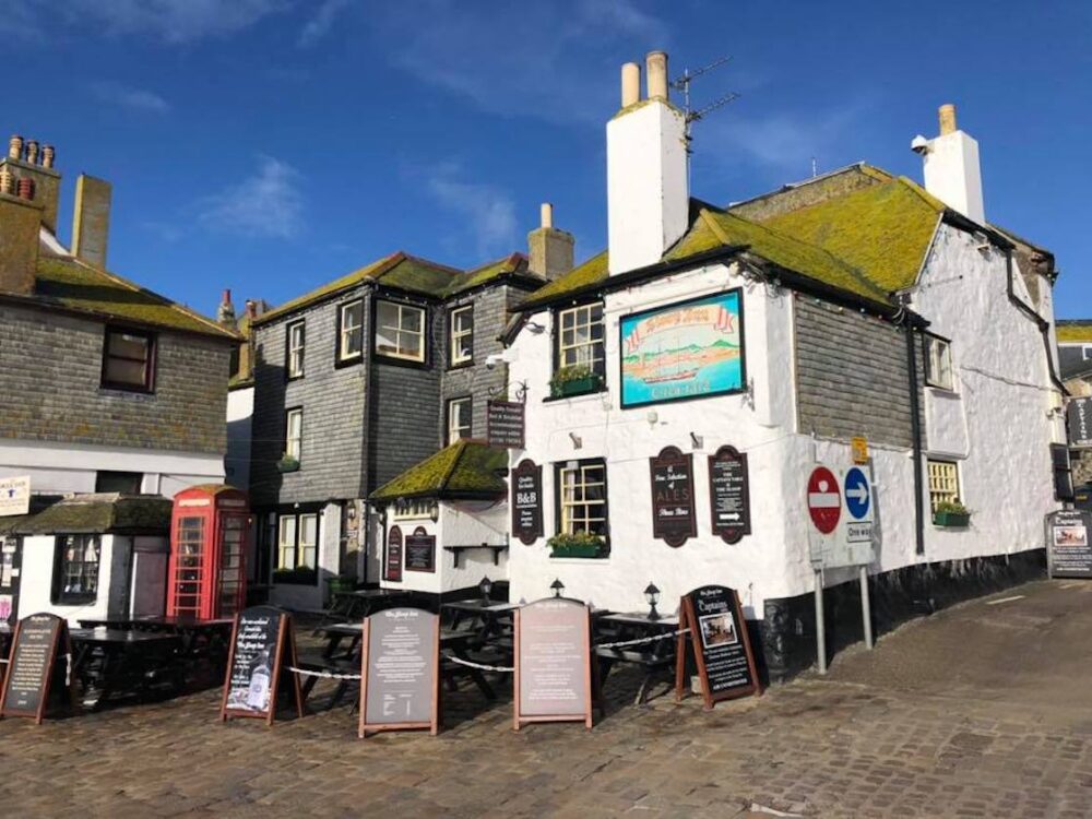 50 Best Pubs and Bars in Cornwall | Cornwall Food & Drink Guide
