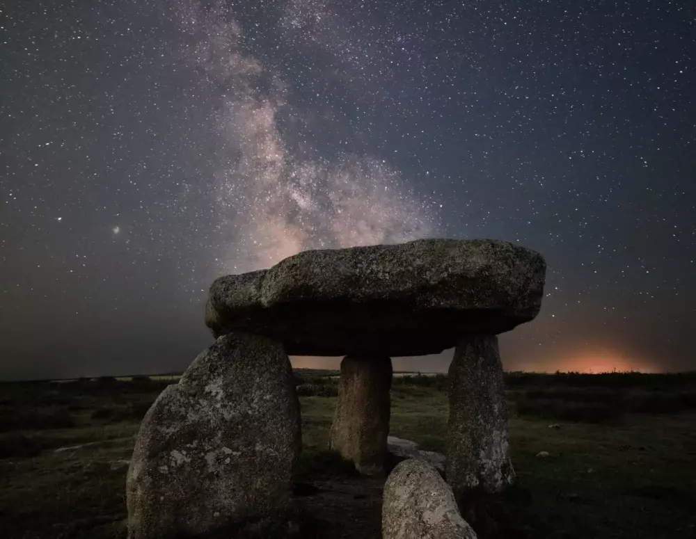 distant lights cornwall