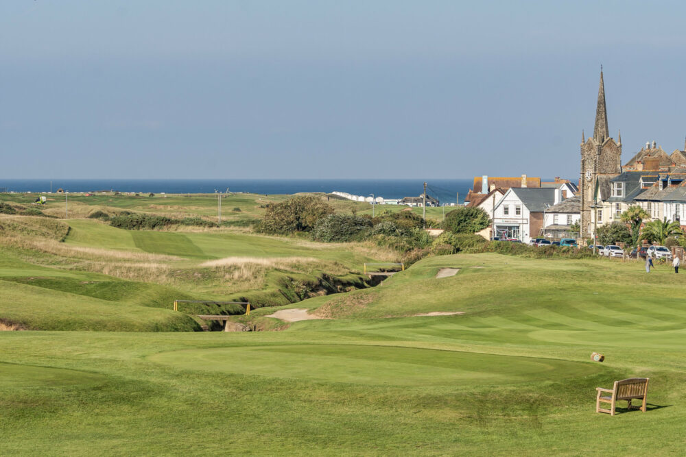 Best Golf Courses in Cornwall | Things to Do in Cornwall