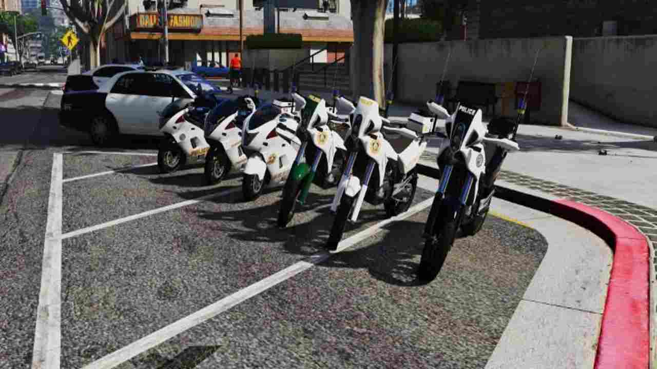 Fivem Hakucho Police Bike+BF400 | Dirtbike - FiveM Store