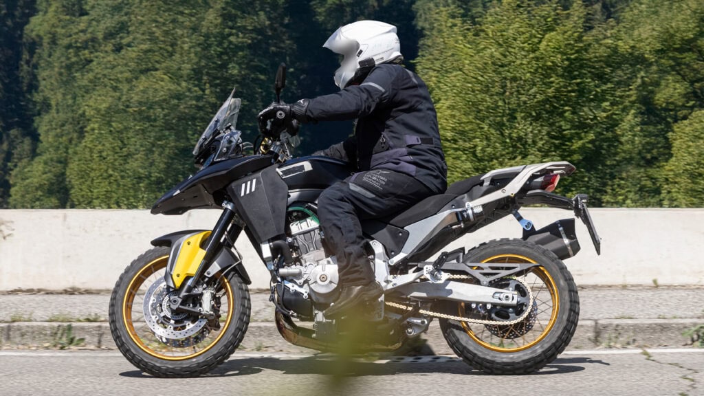 Keert de driecilinder terug bij Benelli?