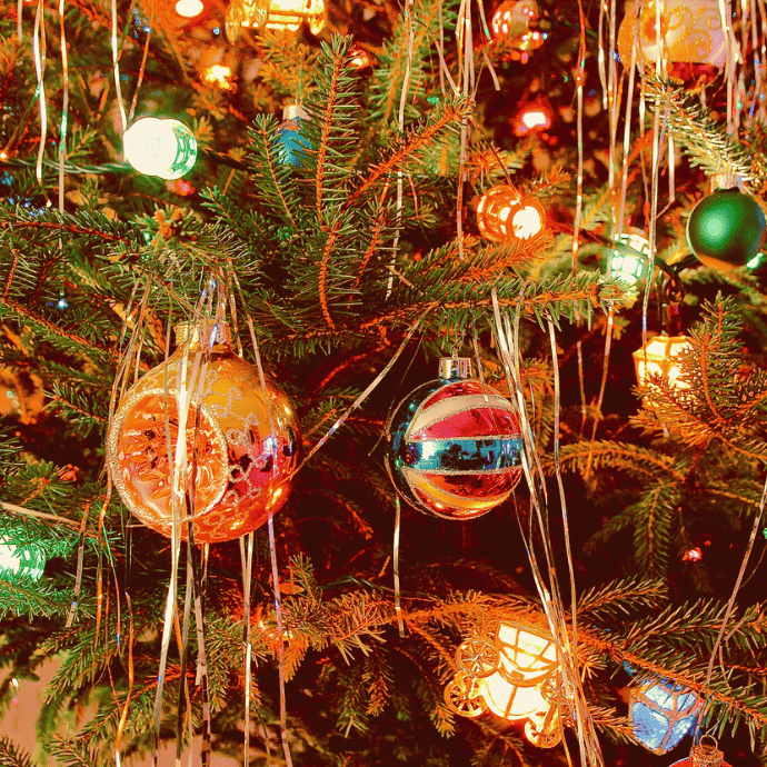 retro tree decorations