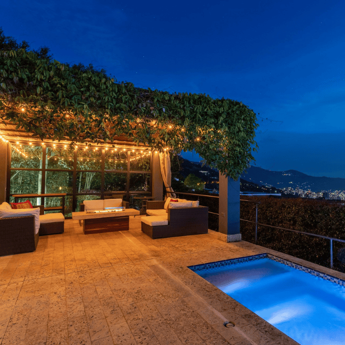 Magic Pool Lighting Ideas For A Spectacular Backyard Oasis