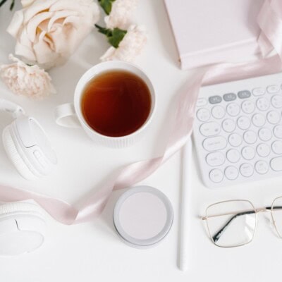 How to Use Daily Journal Prompts | The Happy Journals