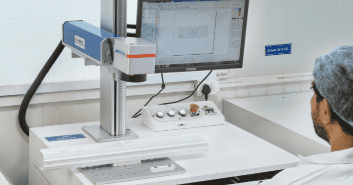 Salt Spray Test in ACP: Importance for Coastal Projects