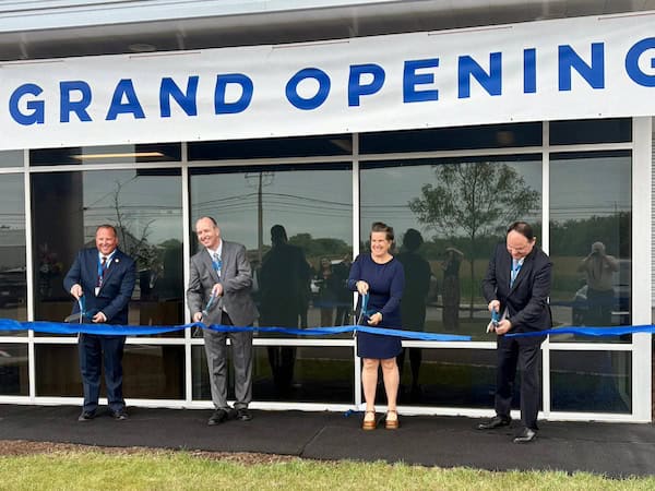 Schütz Container Systems' Opens Production Facility In Wisconsin
