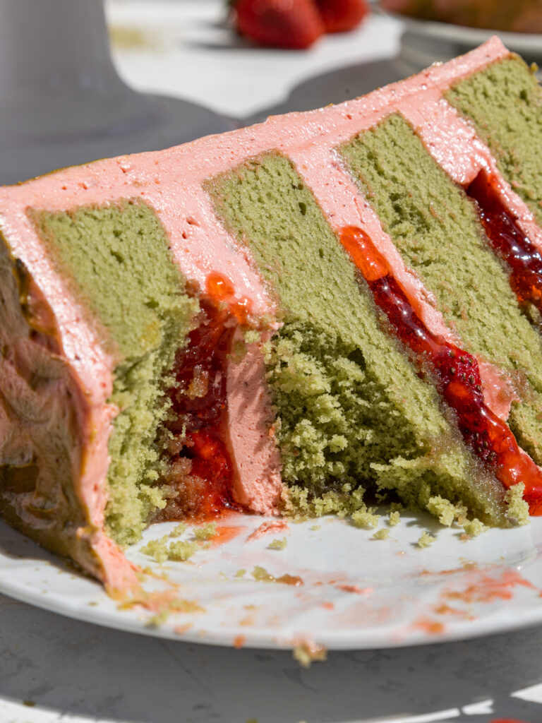 Strawberry Matcha Cake Recipe - Chelsweets