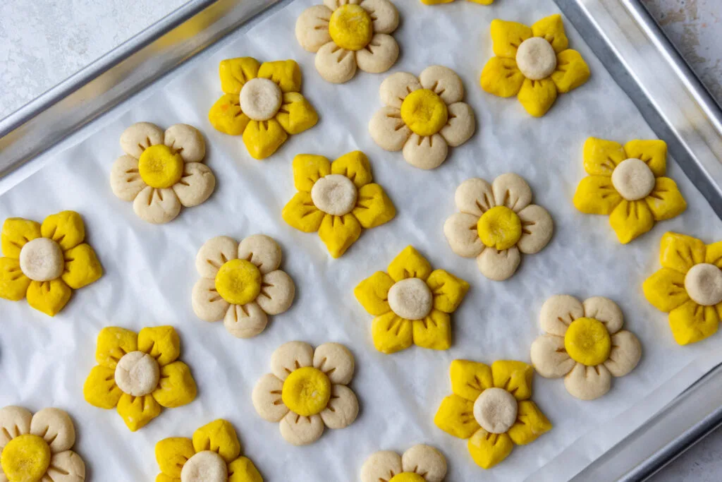 Flower Cookies: Easy, Delicious Recipe