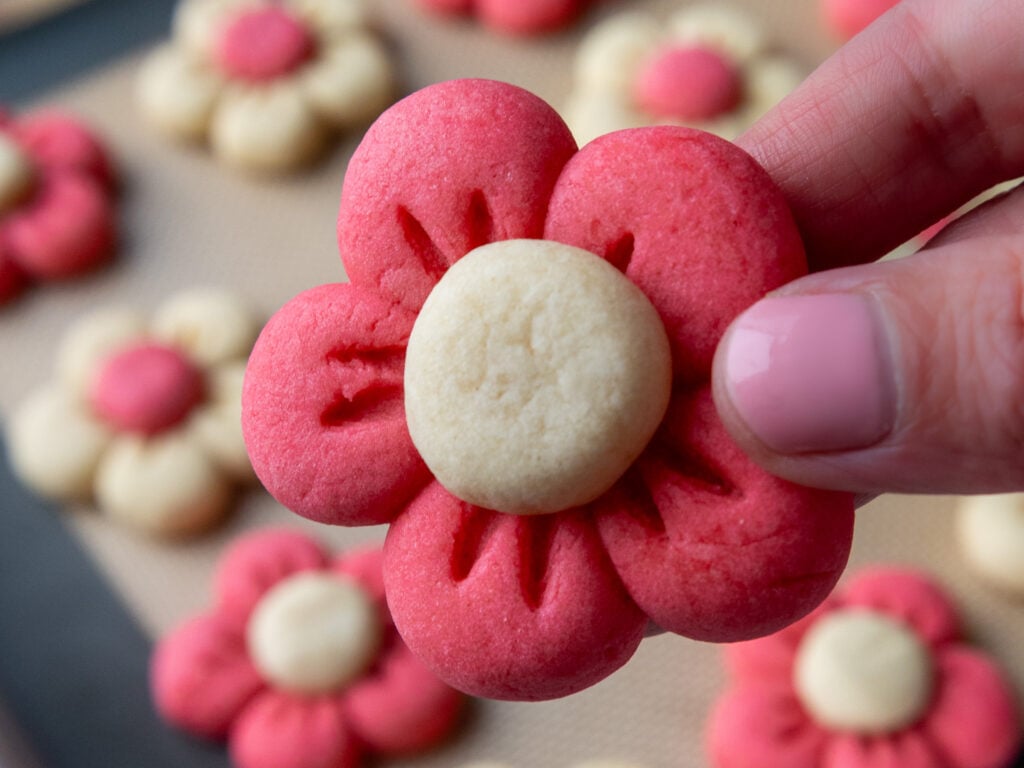 Flower Cookies: Easy, Delicious Recipe