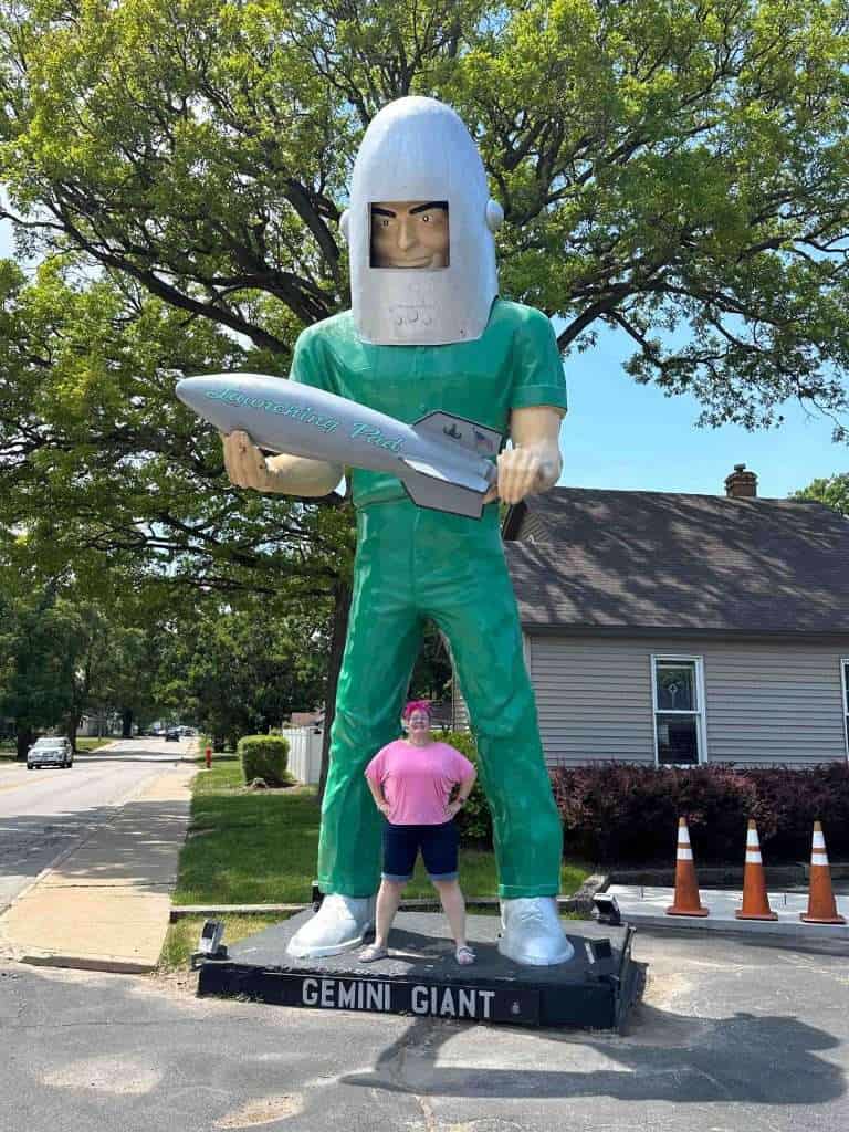 10 Quirky Muffler Men Statues That Will Make You Pull Over | Hip ...