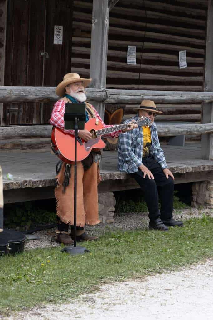 Discovering Fort Dodge, Iowa: A Frontier Adventure for the History ...