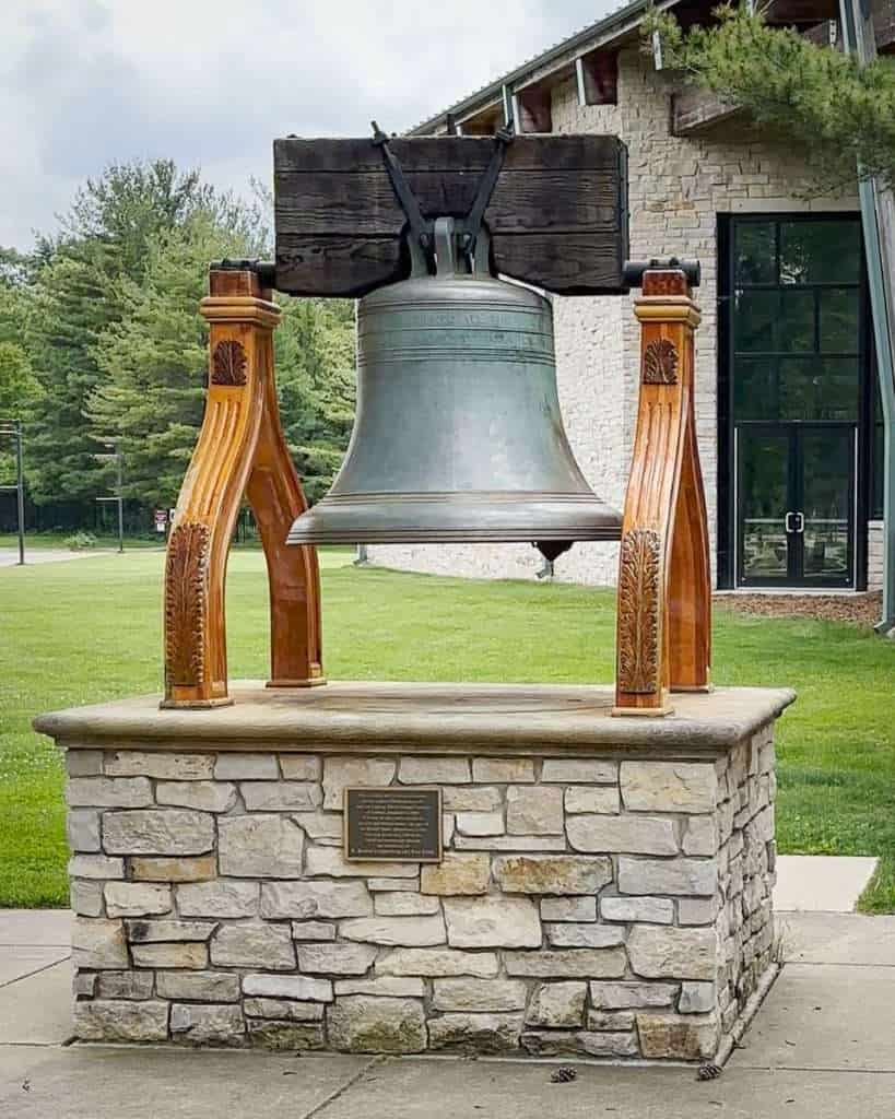 Things to Do In Northern Illinois Roadside | Hip Grandma Life