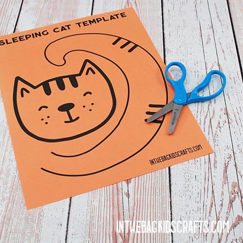 Paper Plate Cat Craft {Get the FREE Template} • In the Bag Kids' Crafts