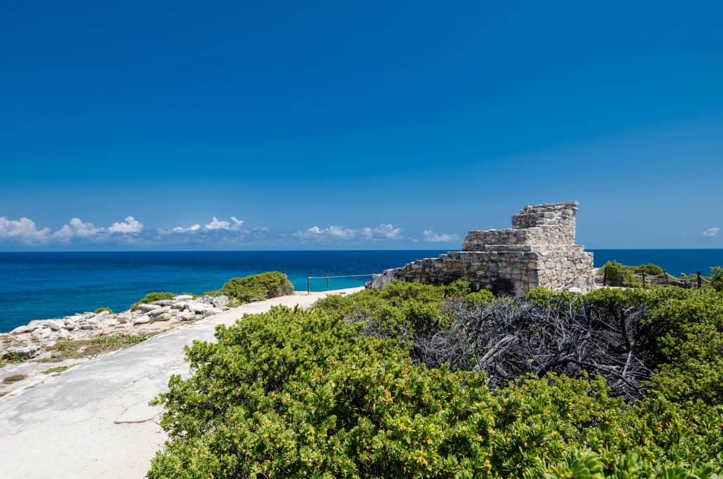 Is Isla Mujeres Worth Visiting?- Honest Thoughts from a Pro!