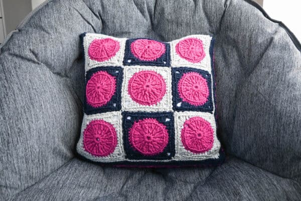 18 Cozy and Comforting Crochet Pillows - Free Patterns - Juniper and Oakes