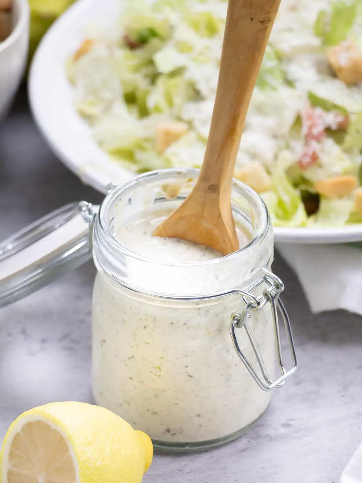 Homemade Caesar dressing without anchovies - Little Nomads Recipes