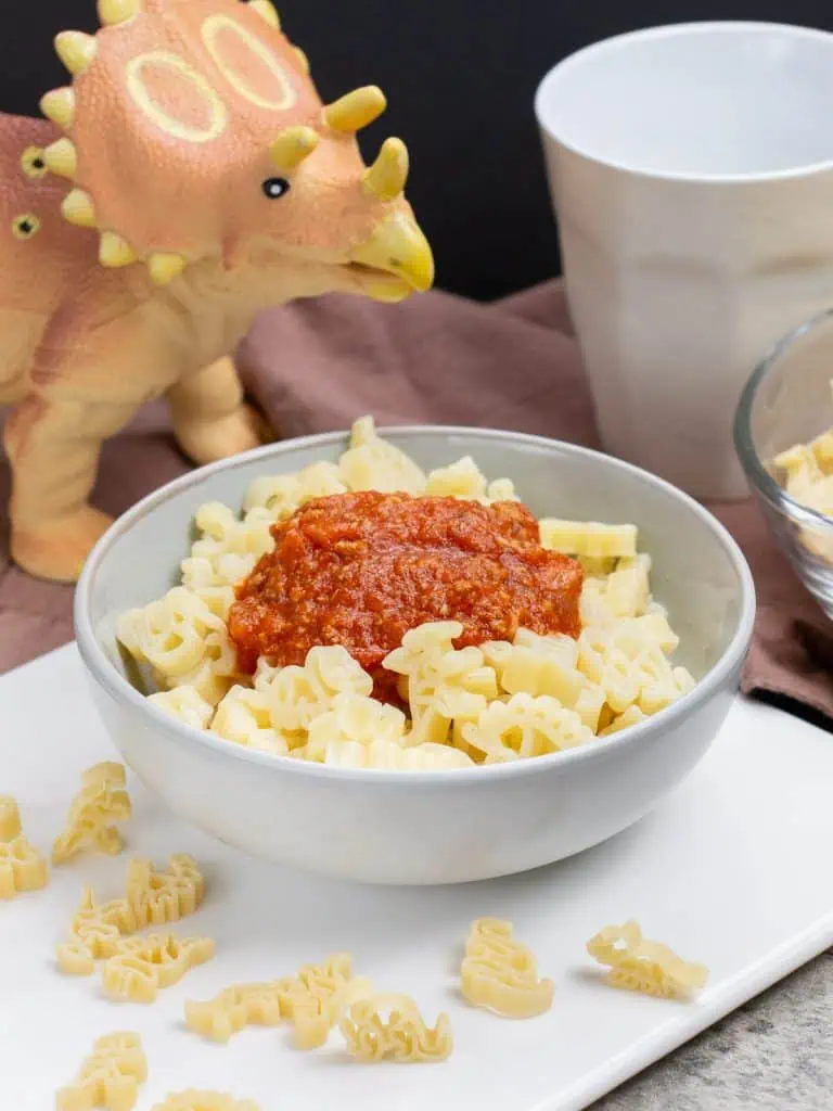 Quick Pork Bolognese - Little Nomads Recipes