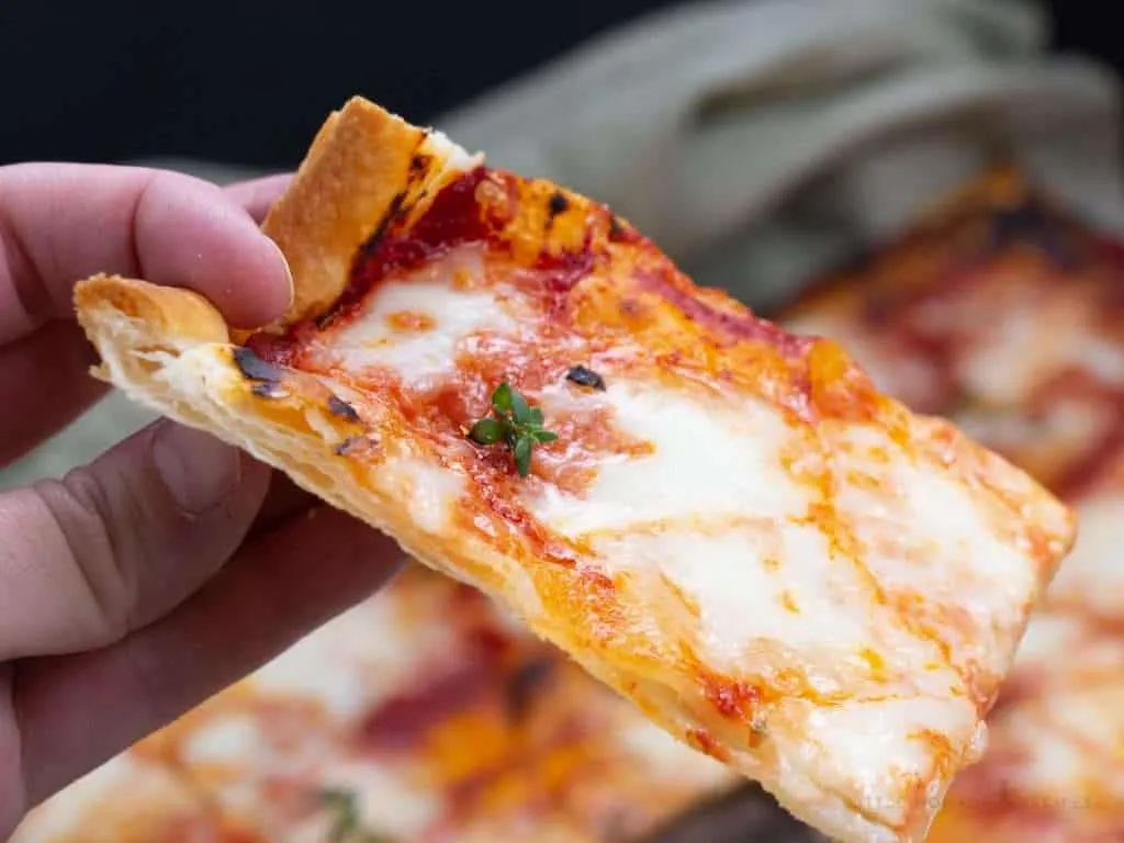 Express Pizza with Flaky Dough - Little Nomads Recipes