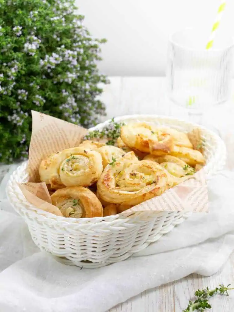 Tender Garlic Puff Pastry Pinwheels - Little Nomads Recipes