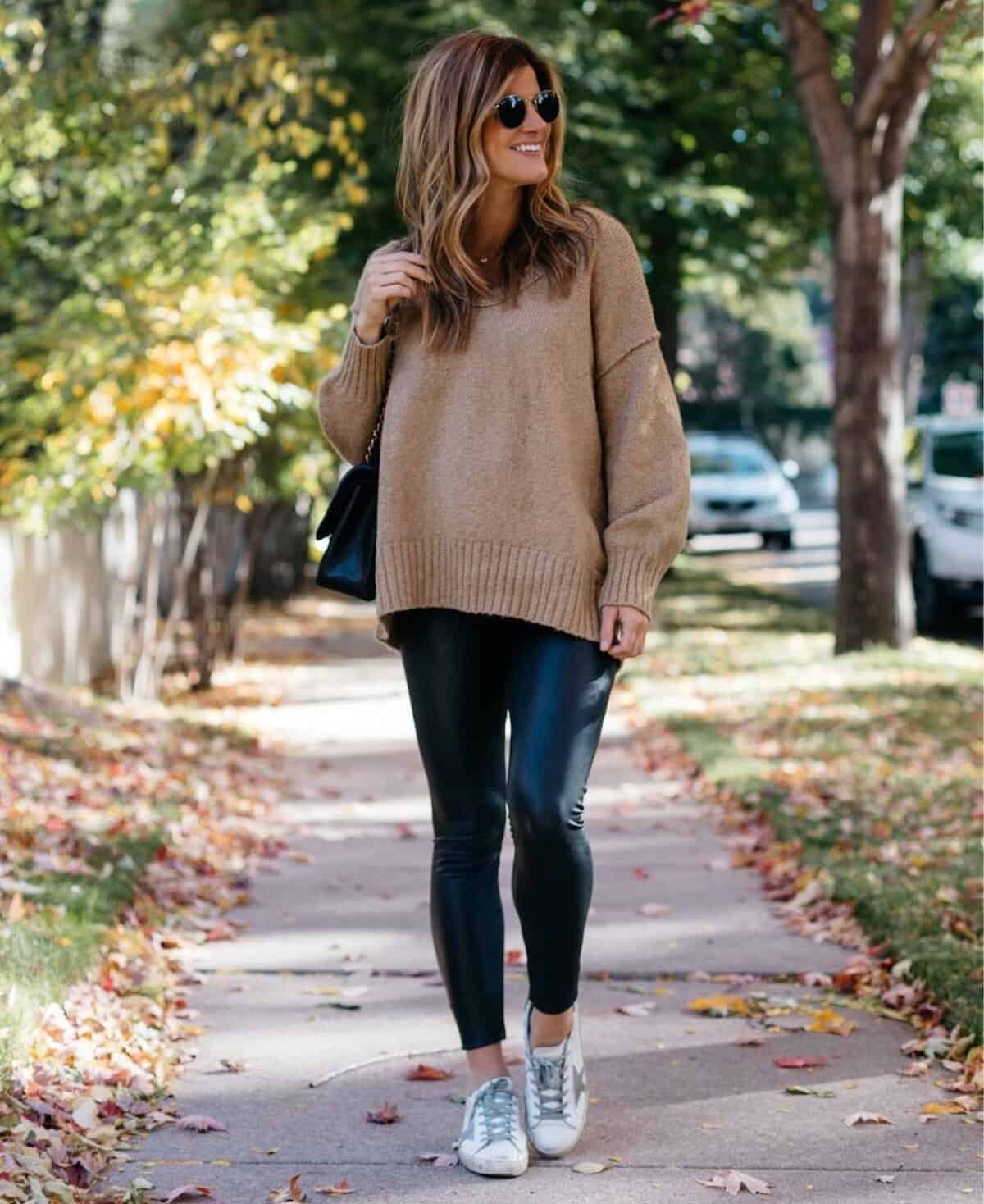 20 Irresistible Fall Leggings Outfits to Cozy Up Your Wardrobe