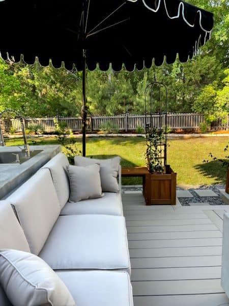 Floating Deck: A Simple DIY Project Guide