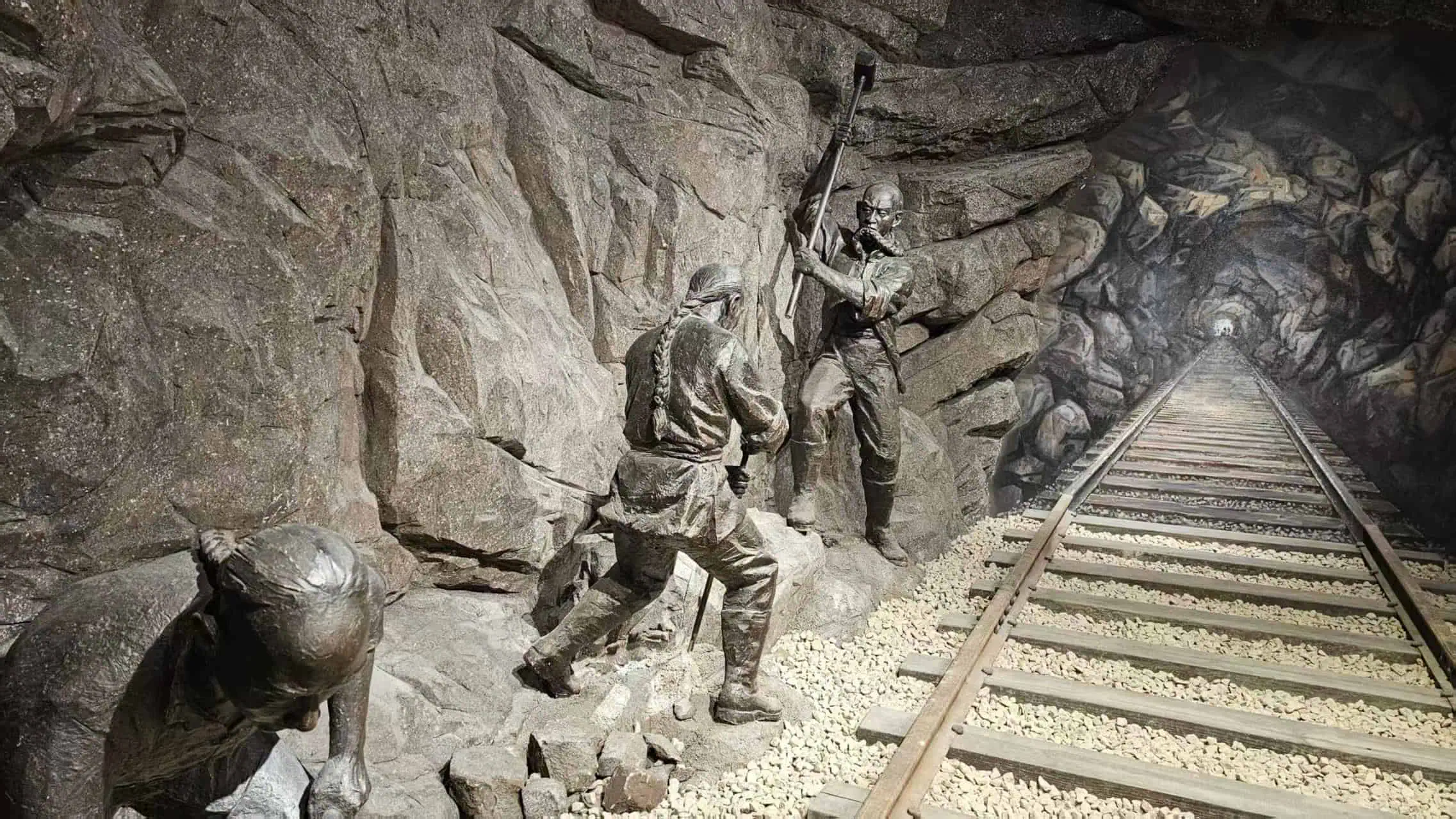 The Forgotten Builders: Chinese Railroad Workers Exclusion and America ...