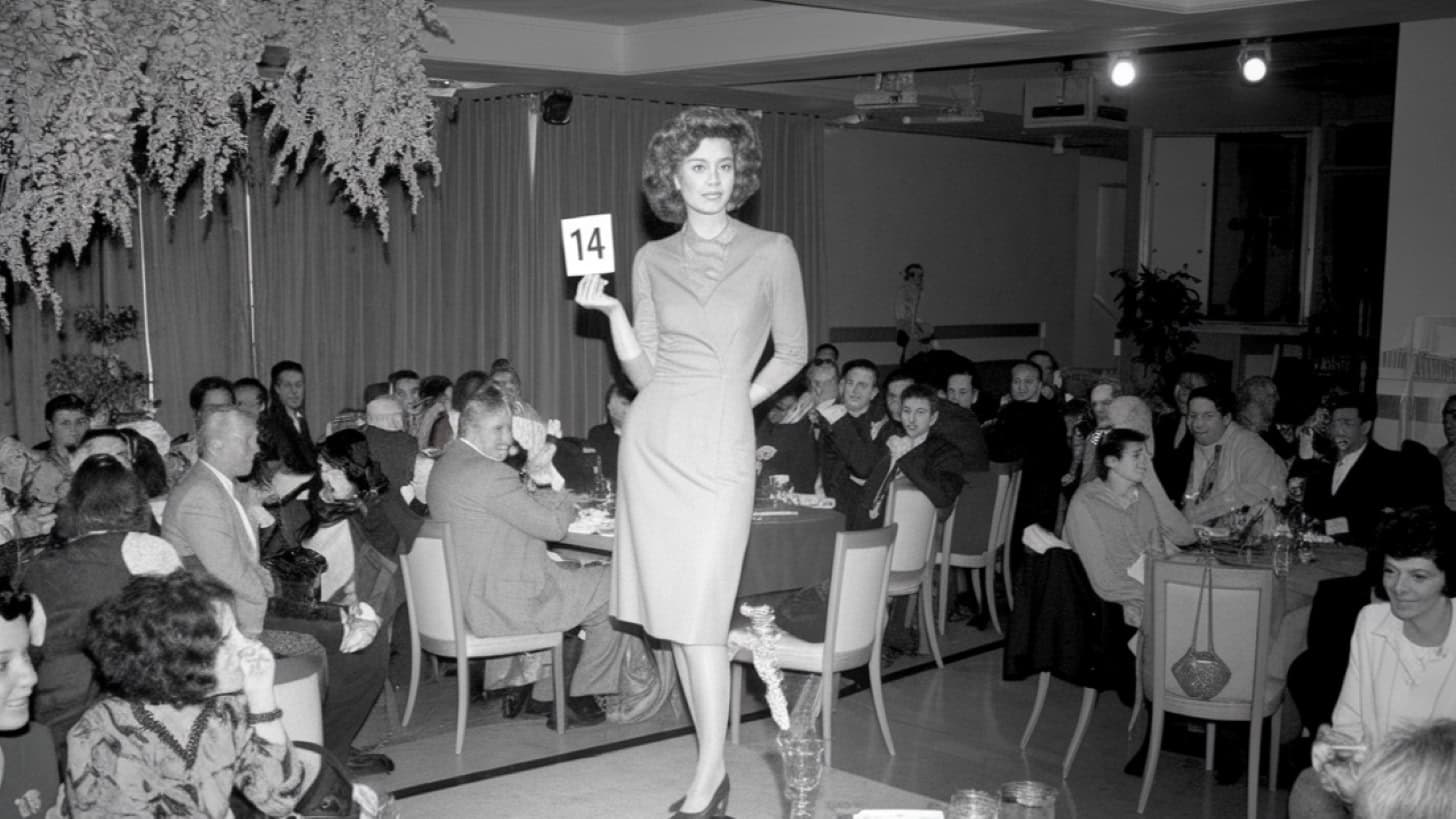11 Department Store Features That Made Shopping Magical in the 60s