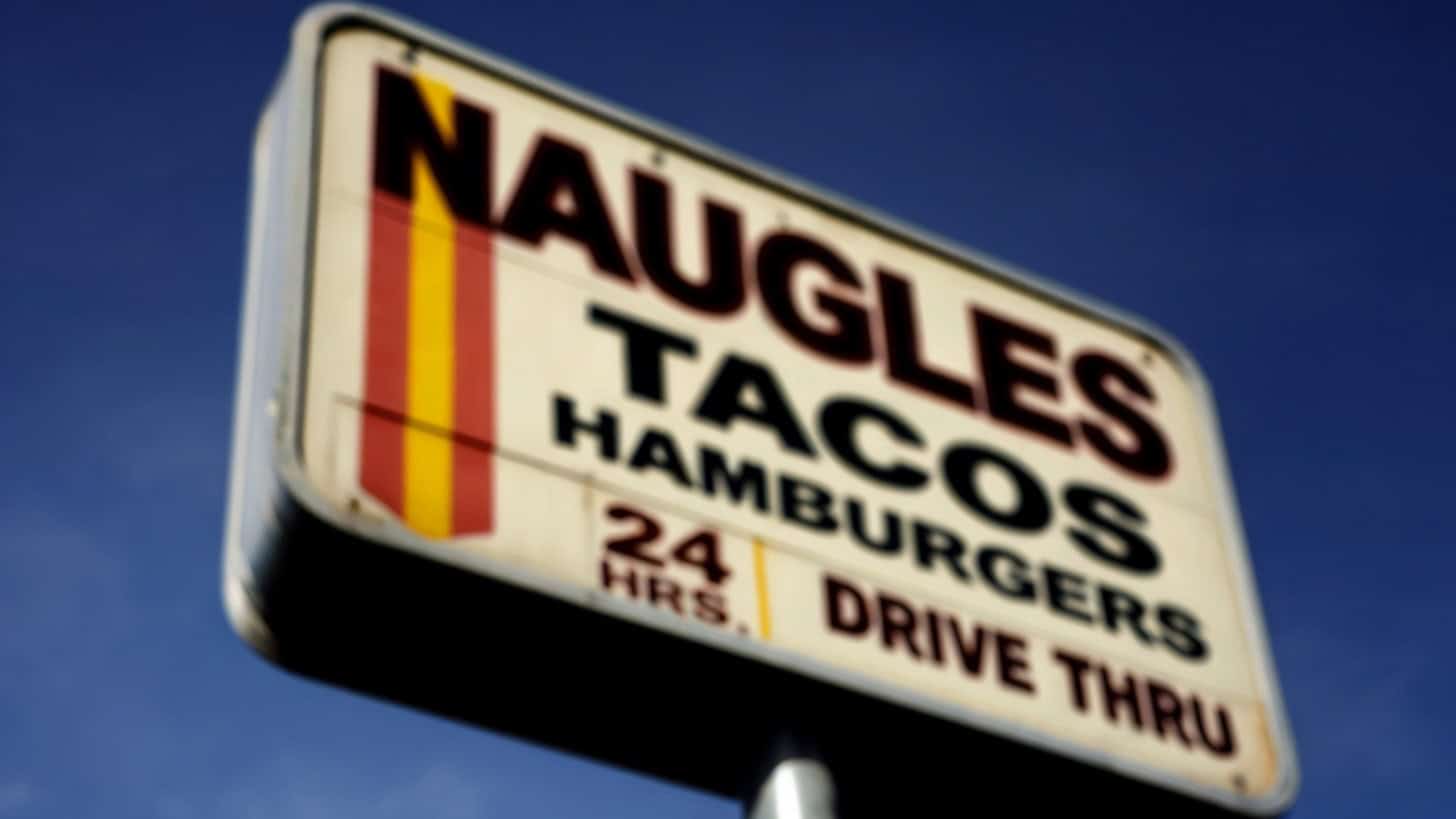 12 Forgotten Fast-Food Chains from the ’80s That Deserve a Comeback