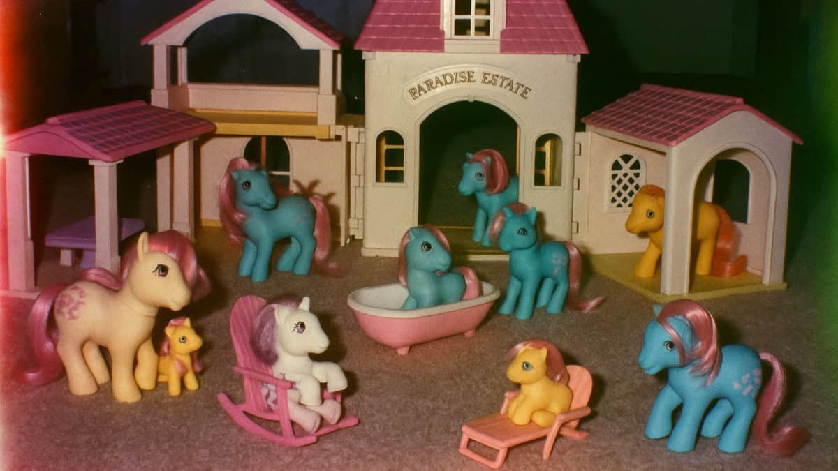 15 Toy Fads from the '80s That Had Every Kid Begging for More