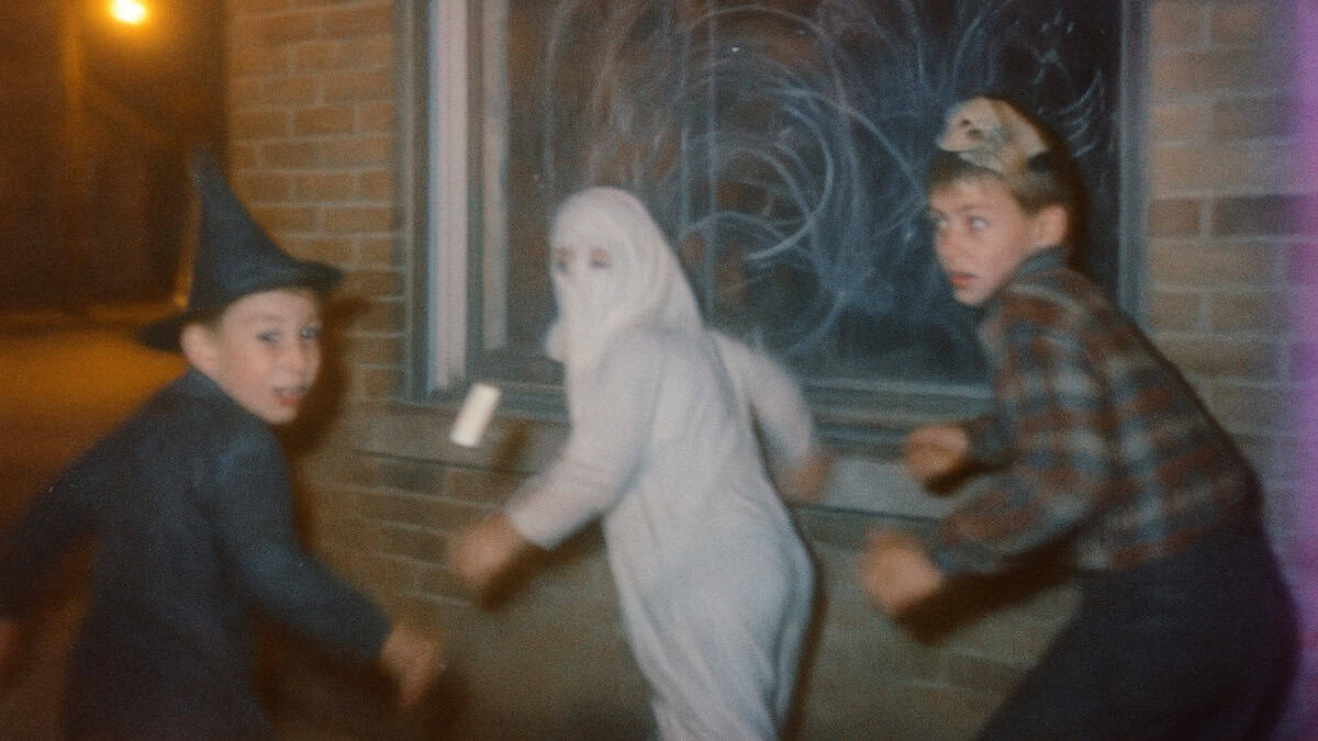 15 “Old School” Pranks That Would Never Be Allowed Now