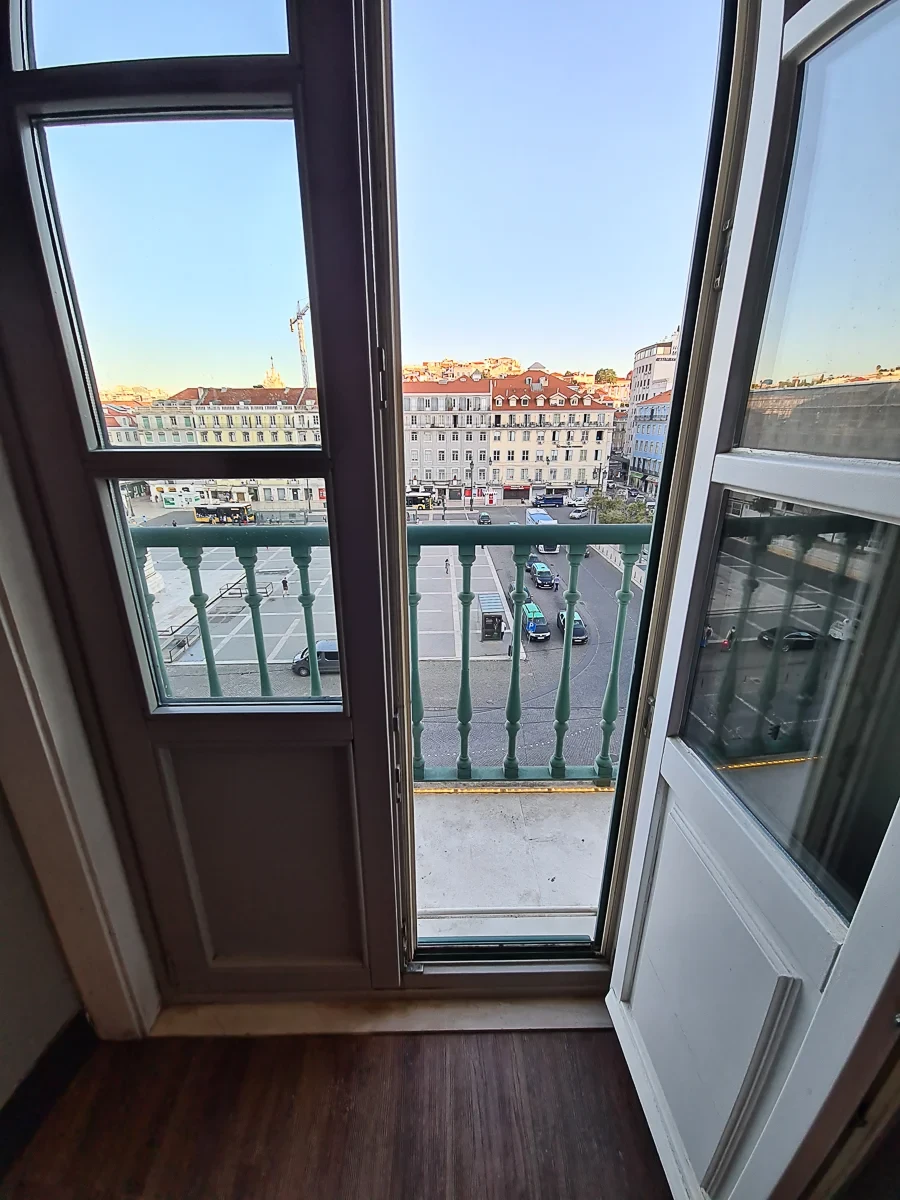 Lisbon Travel Guide 2026 | Tips, Costs & What to Know