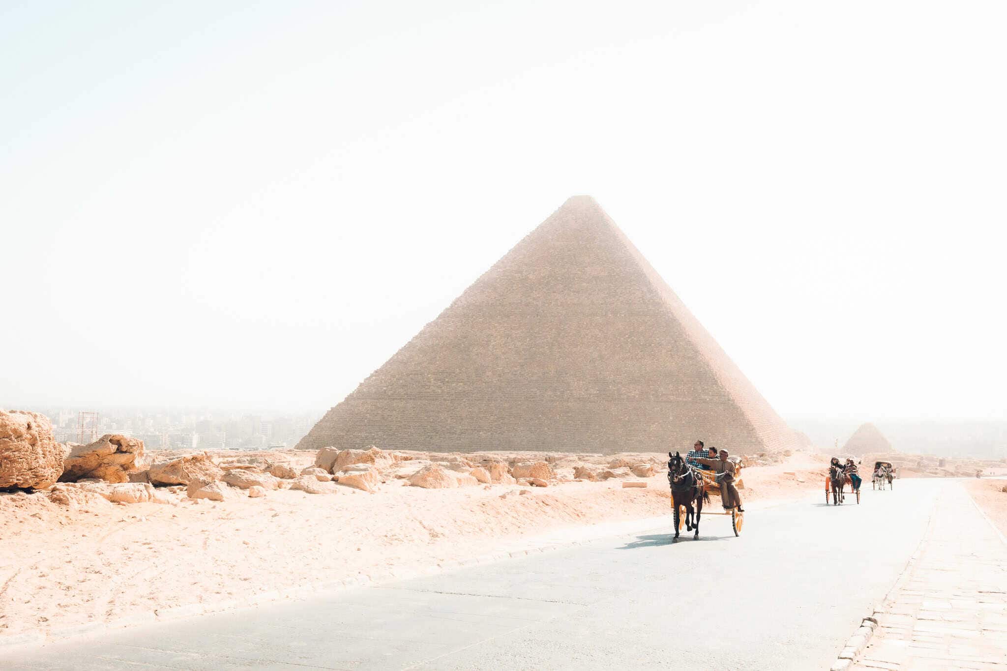 How to Visit the Pyramids of Giza on Your Own - Tales From The Lens