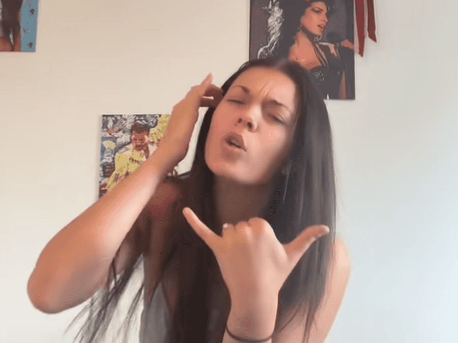 “THIS WAS ONLY FIFTEEN SECONDS — AND IT BROKE THE INTERNET” — Courtney ...