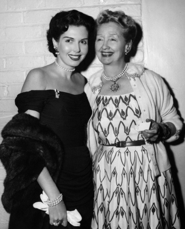 Ann Miller with Hedda Hopper – aenigma