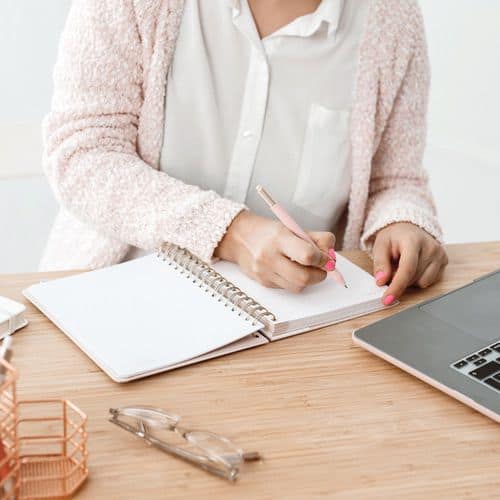 How to Make a Guided Journal with Prompts and Templates
