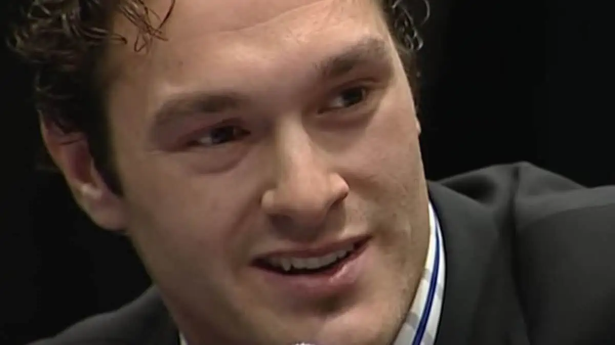 Tyson Fury's voice unrecognizable before punch in the throat - World ...