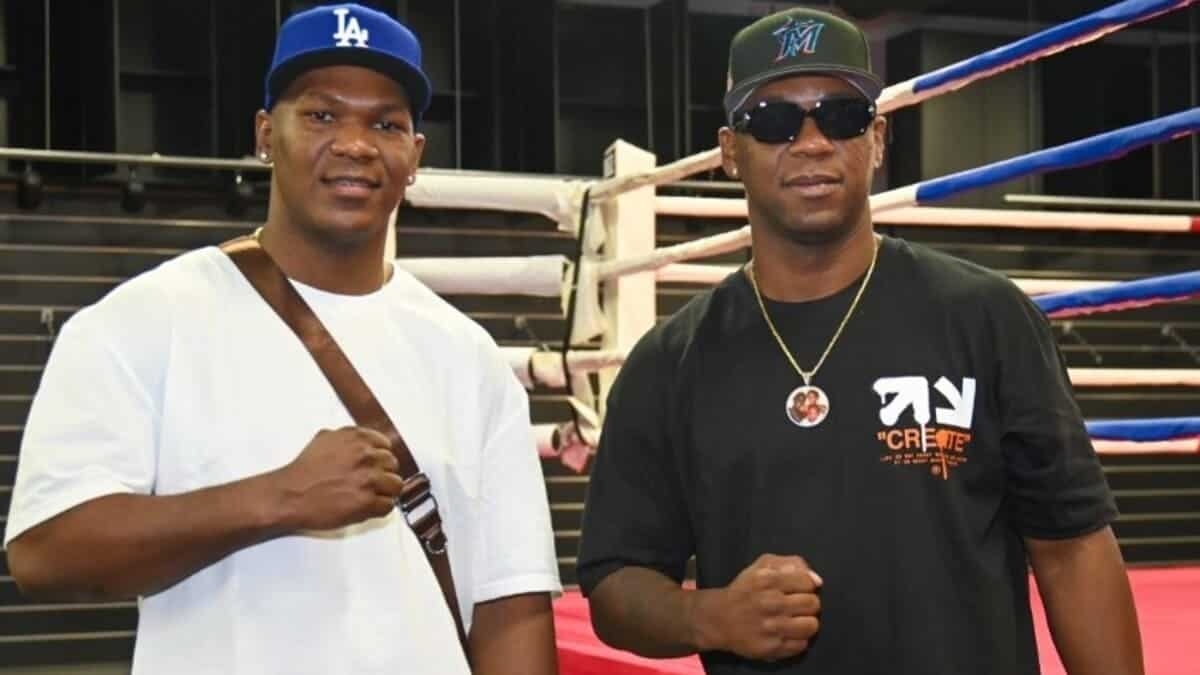 Mike Tyson lookalike Lenier Pero signs with Eddie Hearn - World Boxing News